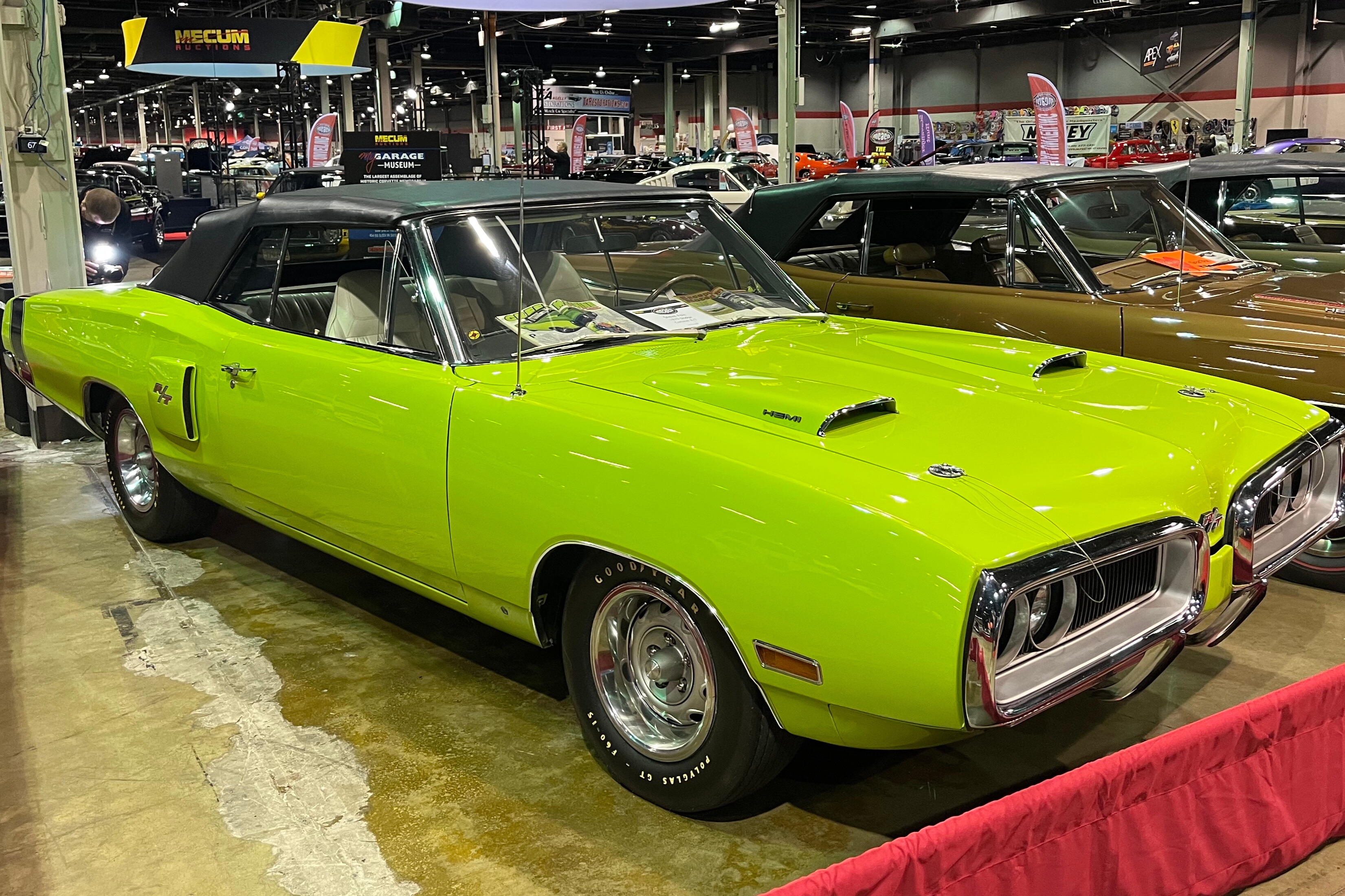 Top 10 Hemi Ragtops From The Muscle Car & Corvette Nationals