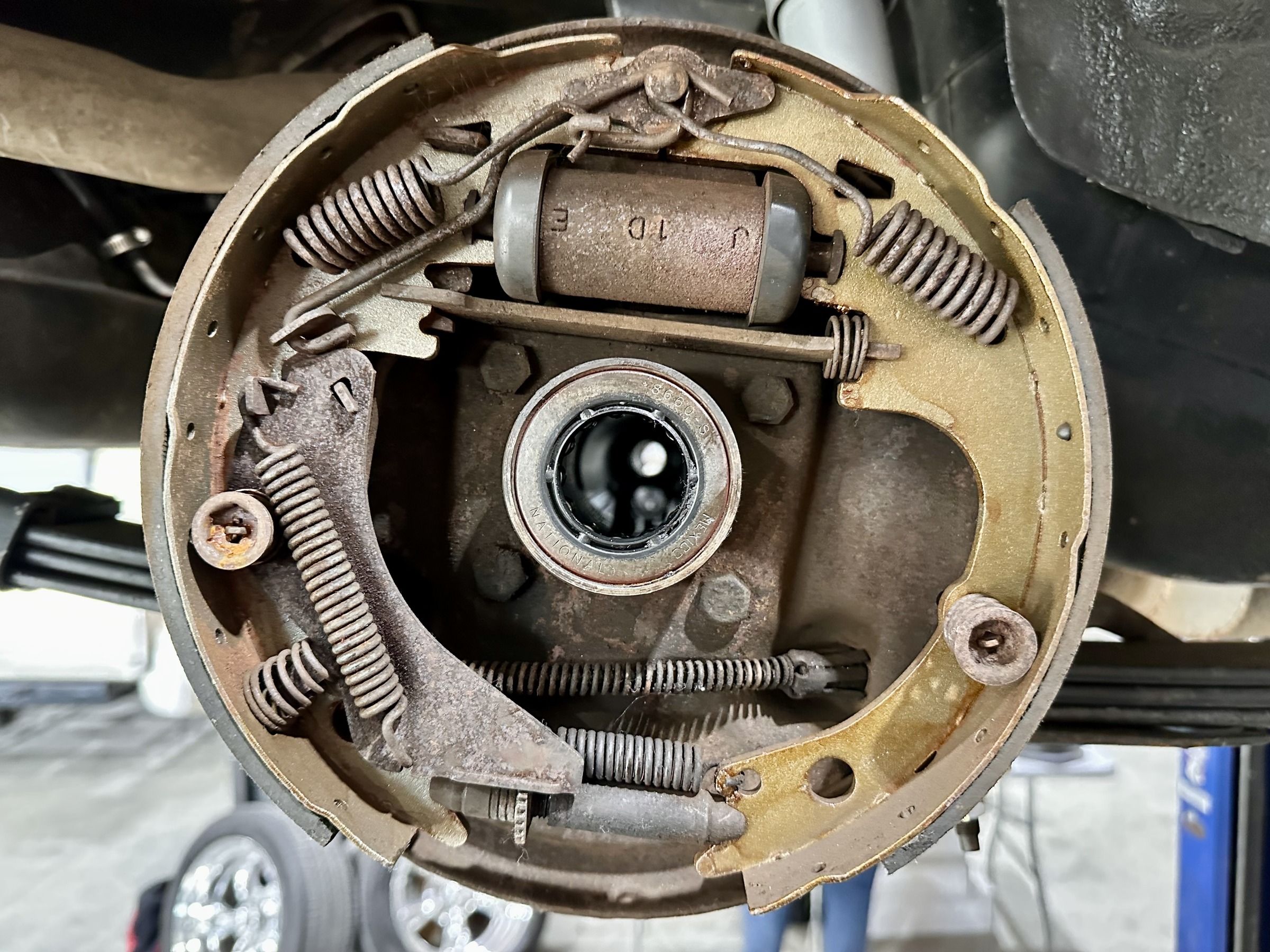 Building Confidence Into a Classic Muscle Car With Moser Axles
